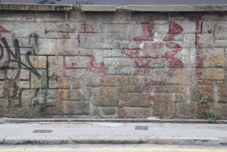 Quién inventó el graffiti y en qué año