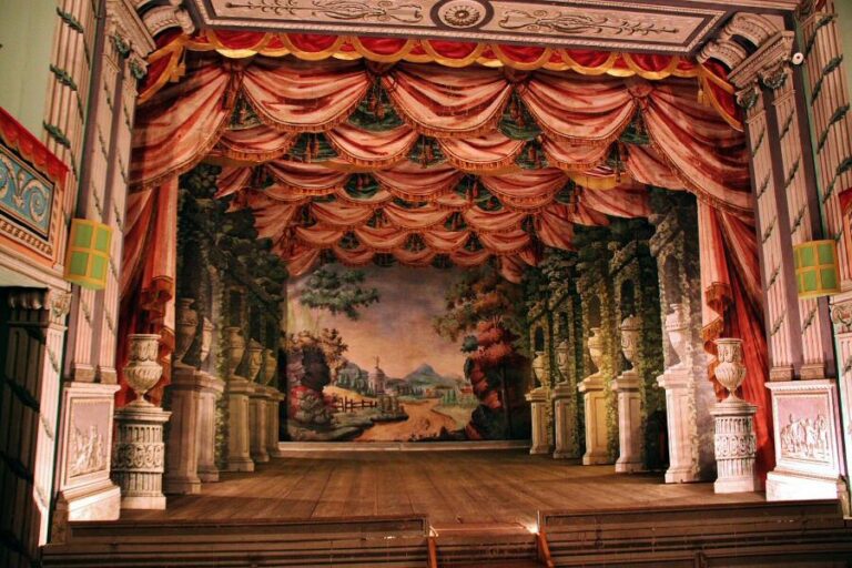 Qué es el teatro de los siglos XV y XVLL